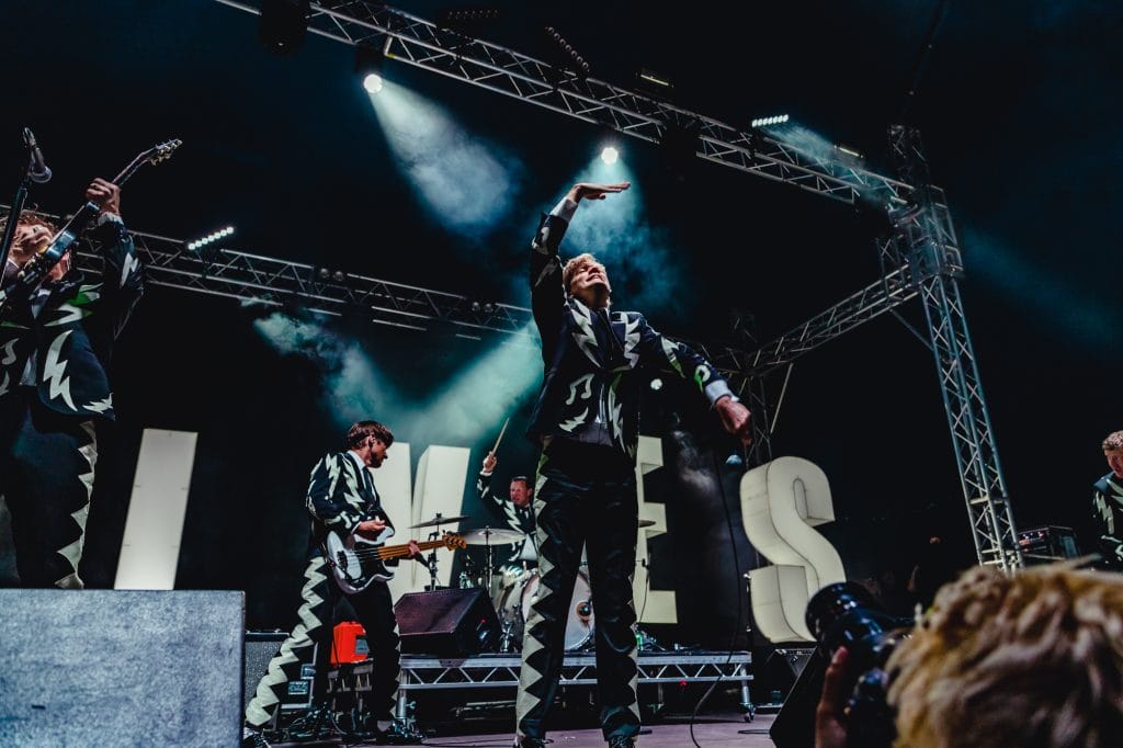 Here's what it looked like when The Hives played Live At Leeds In The ...