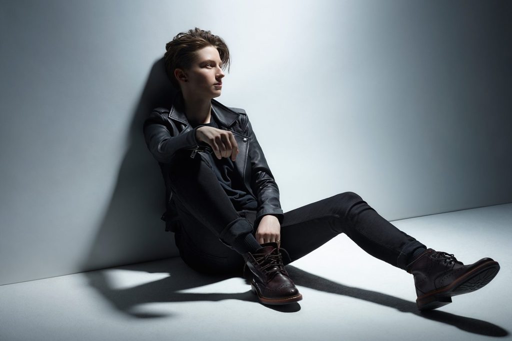 Sarah Walk shares super intense video for new single, ‘Wake Me Up’ - Dork