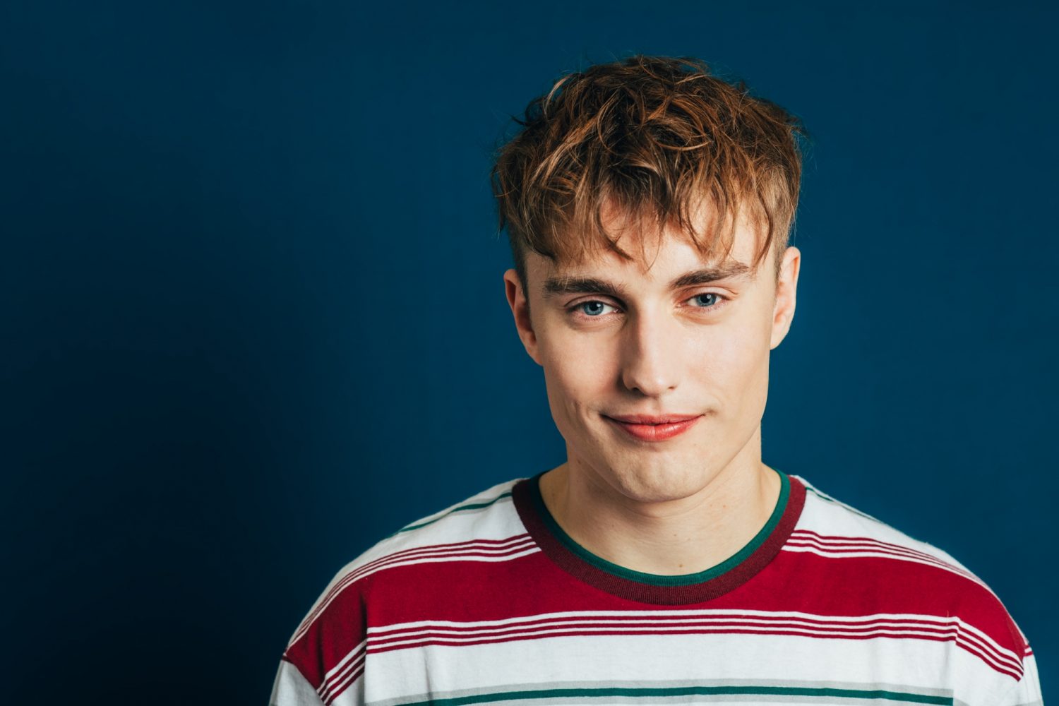 Sam Fender's new video for 'Saturday' features Peep Show actor Matt ...