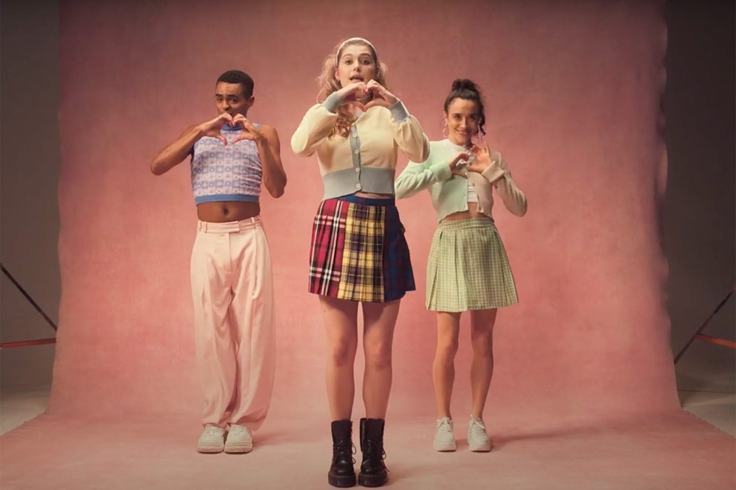 Baby Queen has announced her debut EP, and shared new tune 'Pretty Girl ...