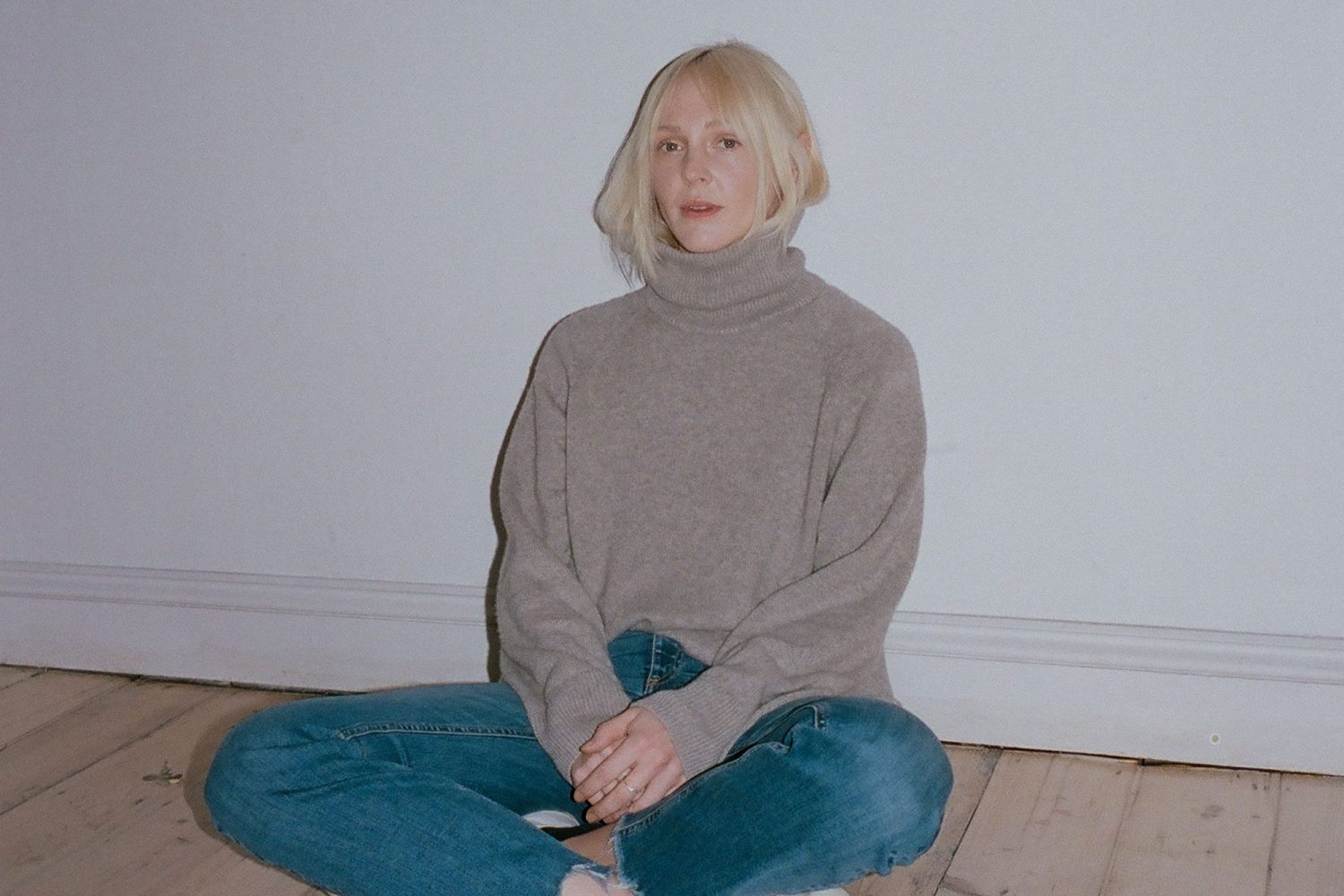 Laura Marling has shared some new year reading recommendations - Dork