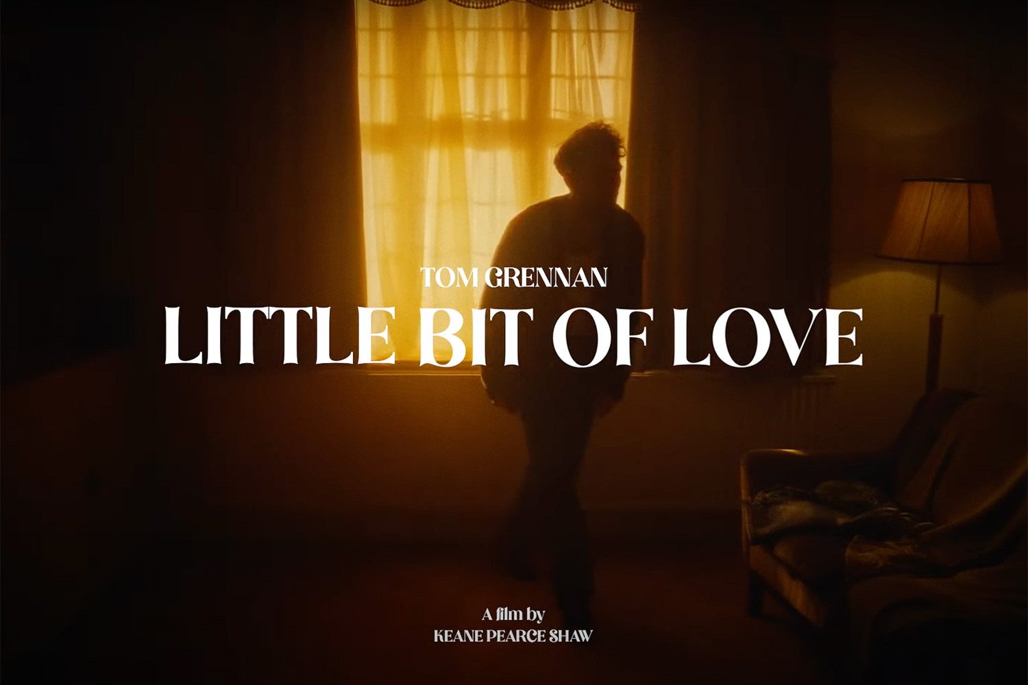 Tom Grennan is all about brotherly love in his new video for 'Little ...
