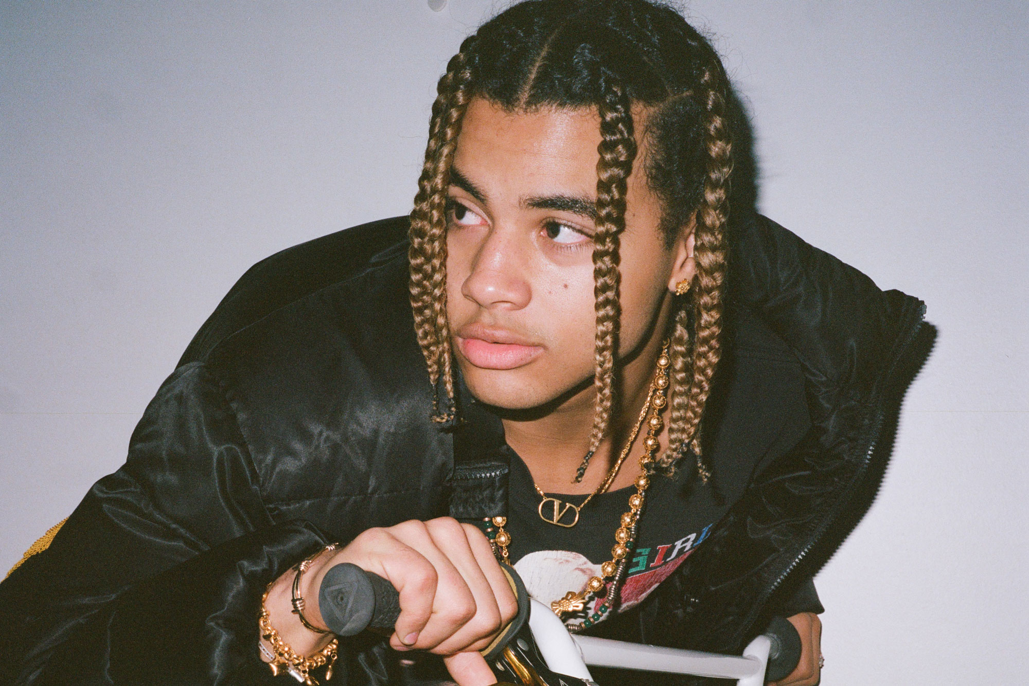 24kGoldn has announced details of his debut album, 'El Dorado' - Dork