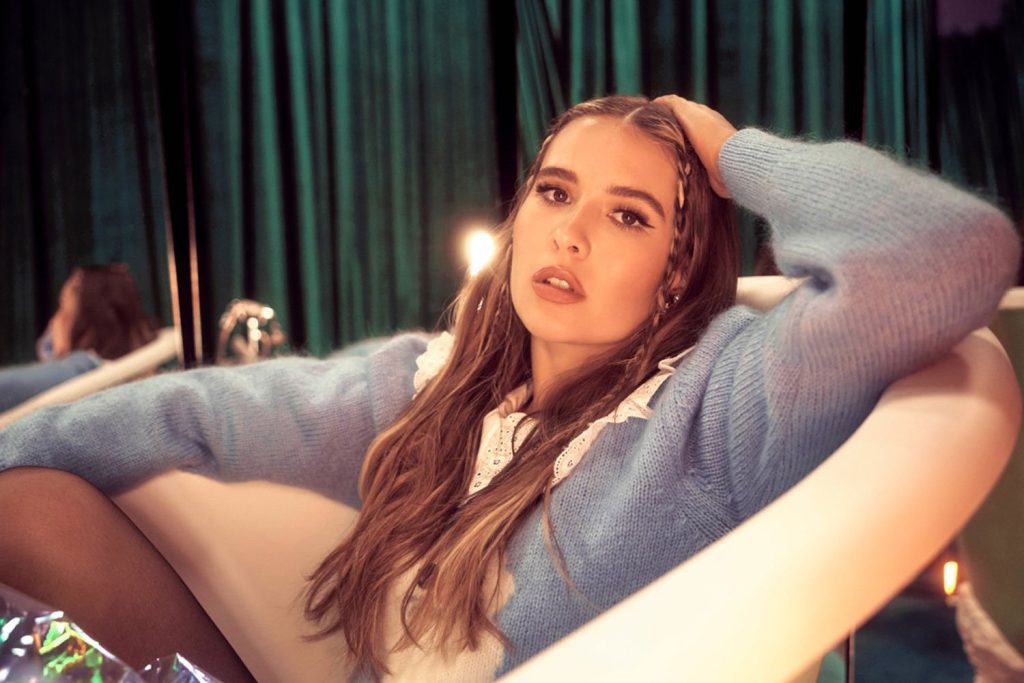 Mimi Webb is back with a new single, ‘Goodbye’ | Dork