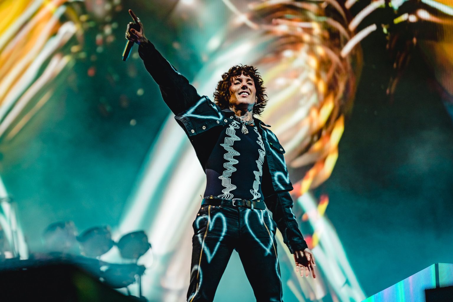 Bring Me The Horizon refuse to stand still as they finally make their ...