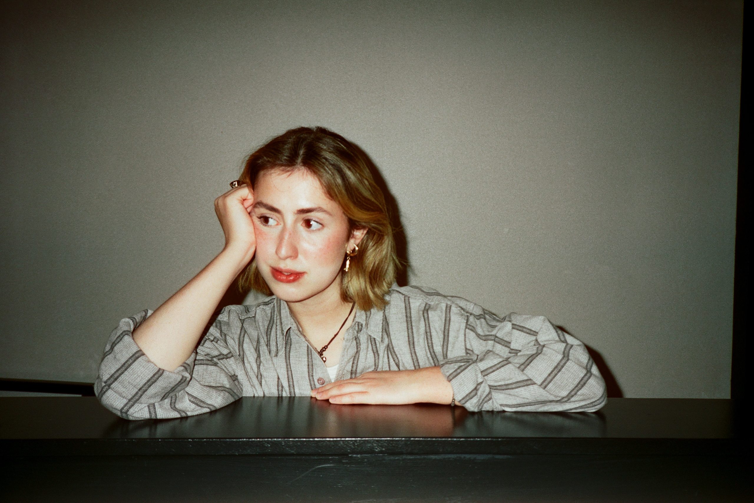 Katie Gregson-MacLeod has reimagined her viral hit, ‘Complex’ - Dork