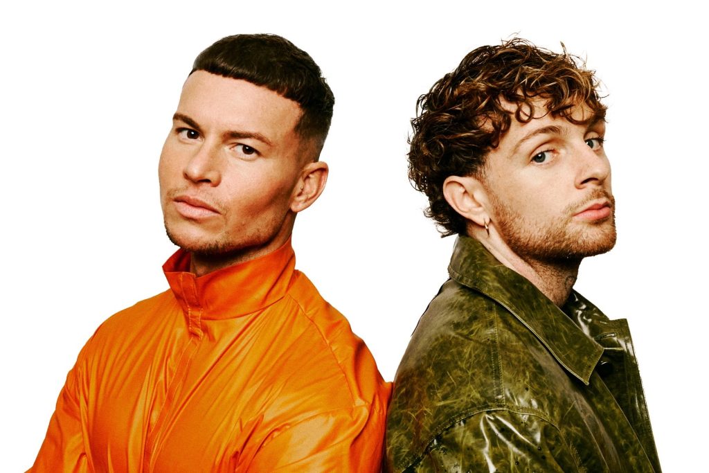 Tom Grennan has teamed up with Joel Corry for a new single, ‘Lionheart ...