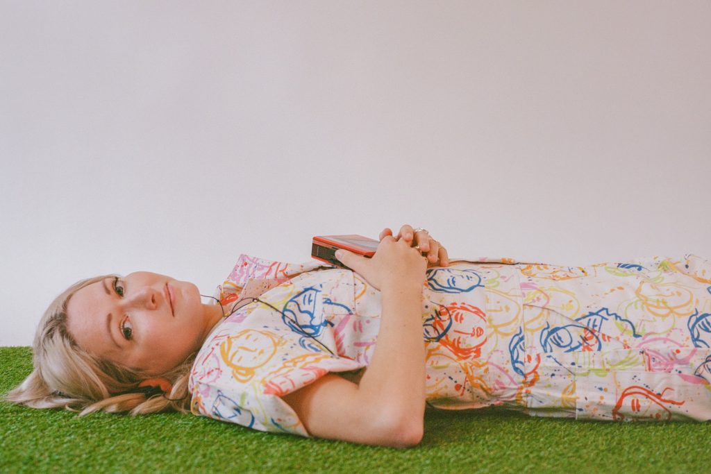 Ailbhe Reddy has dropped a new single, 'Last To Leave' - Dork