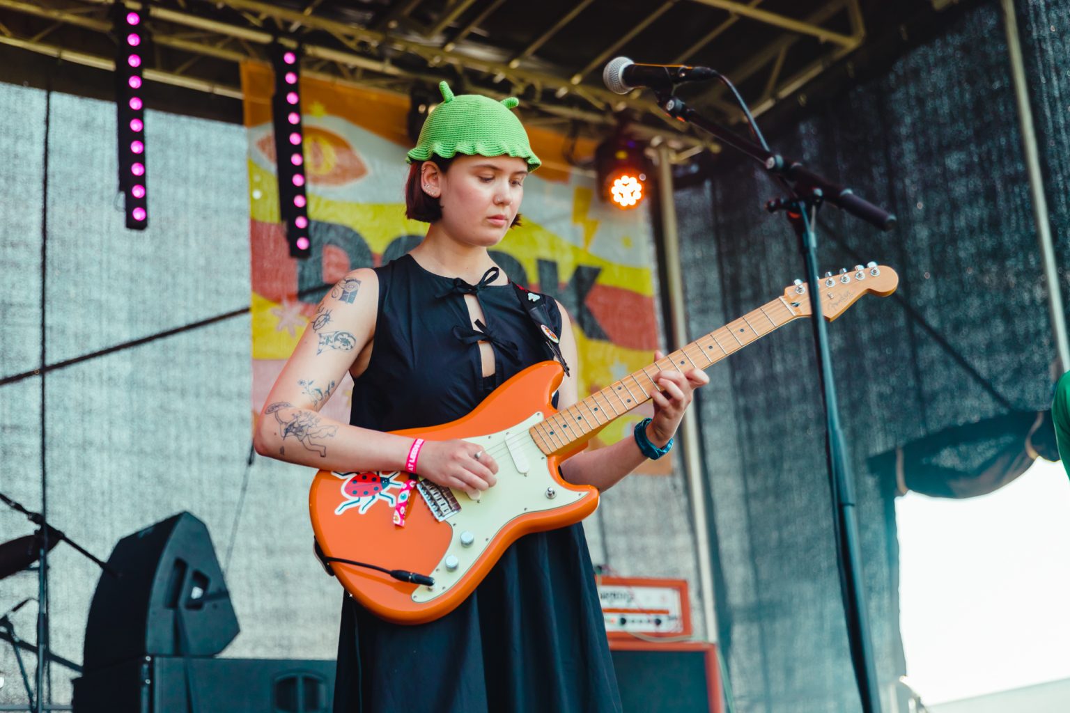 Here's what it looked like when Bug Teeth played Dork's stage at Live ...