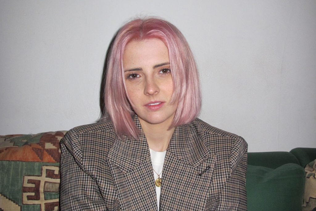 Emily Burns celebrates love with her brand new single, 'Balcony Floor ...