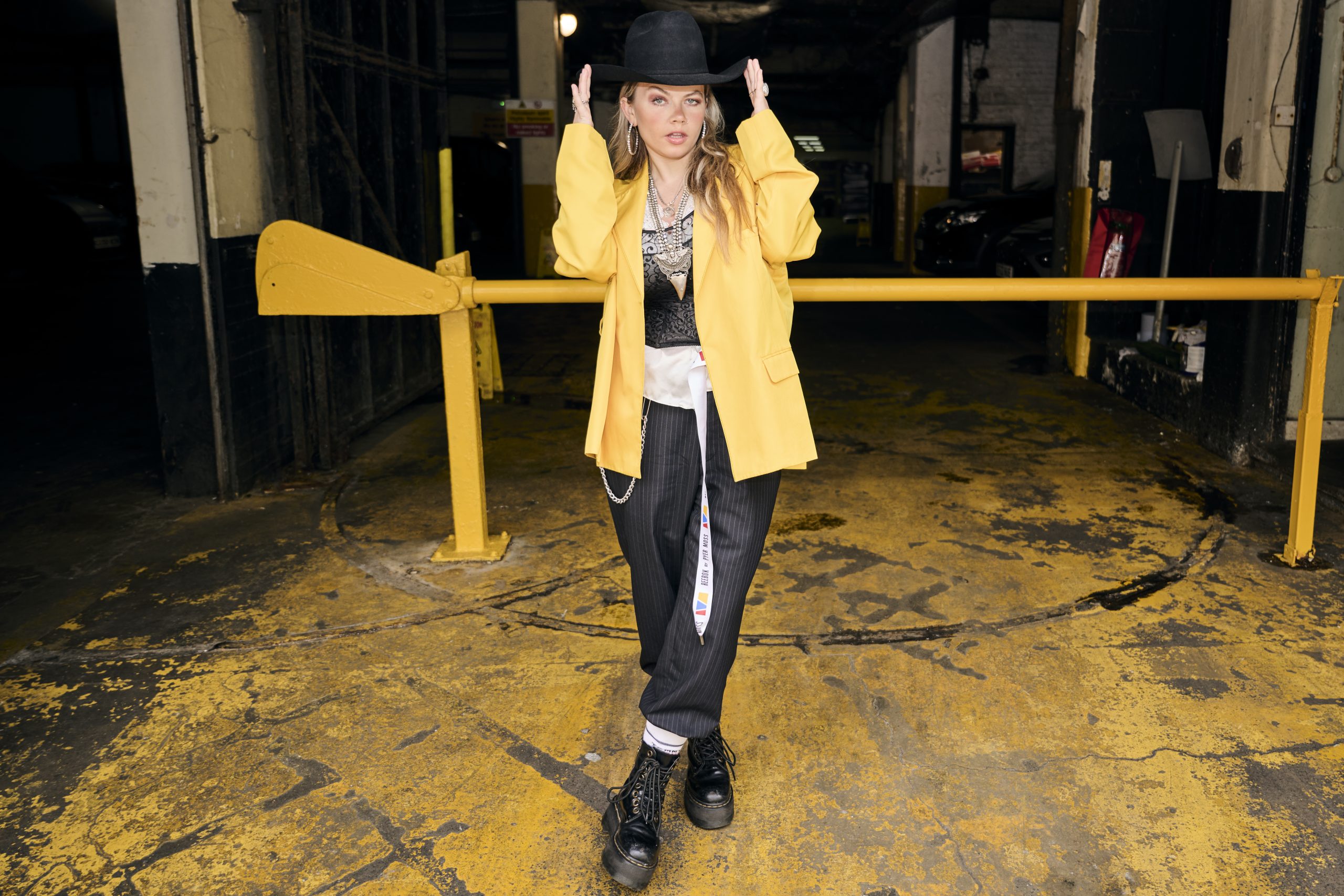 CHINCHILLA is breaking free with her brilliant new EP, 'FLYTRAP' - Dork