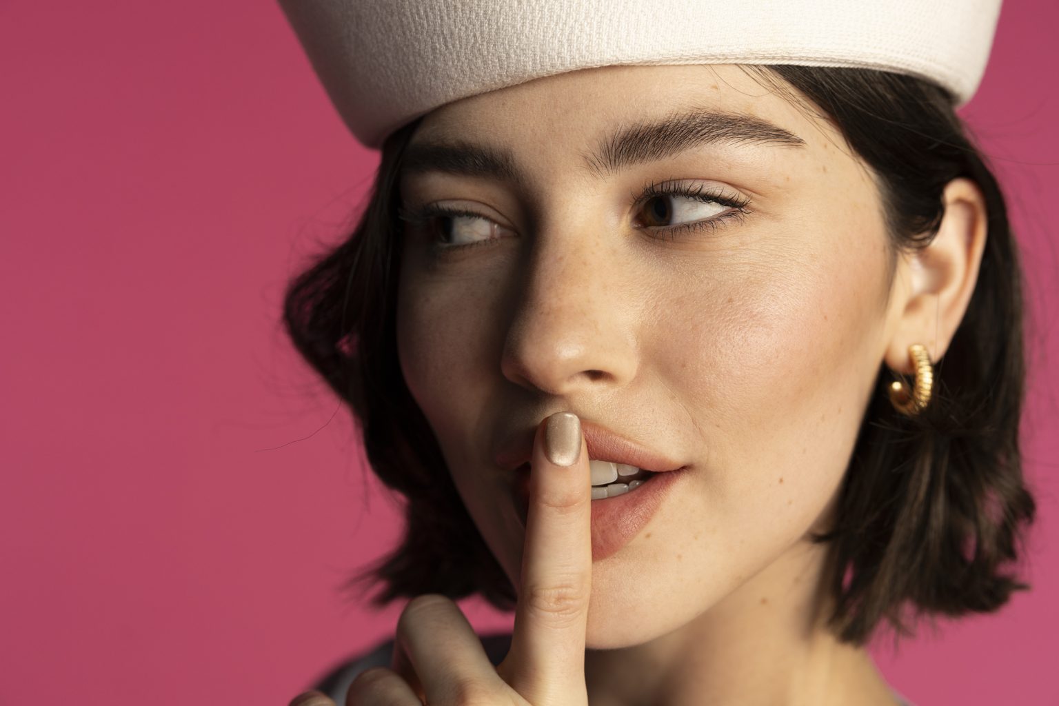 Gracie Abrams has announced a deluxe version of 'The Secret of Us', out ...