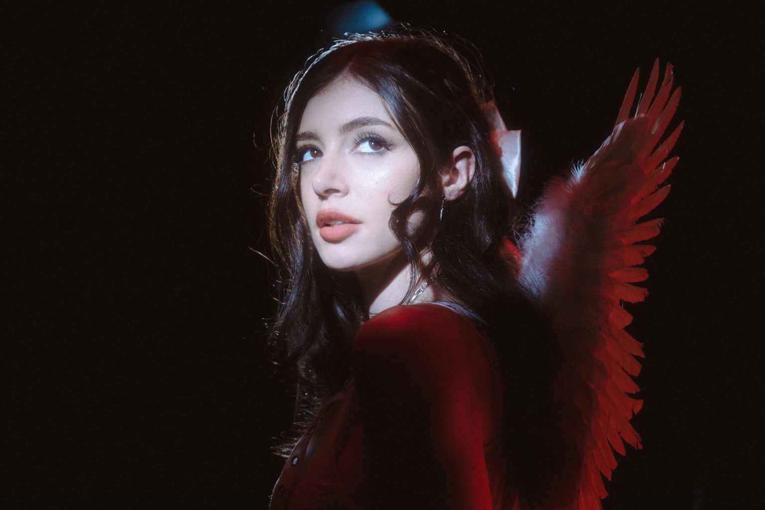 Chrissy Costanza: "There's nothing to gain from playing it safe" - Dork