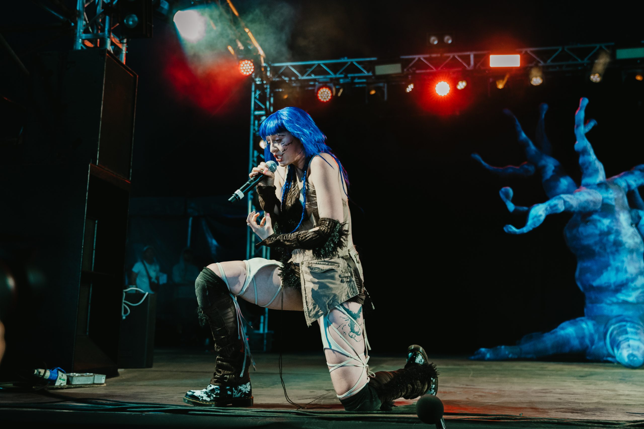 Ashnikko greets her debut album 'Weedkiller' with a storming surprise ...