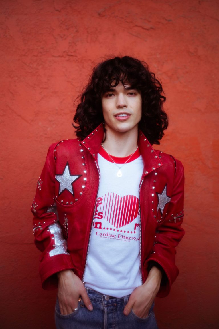 Conan Gray: "I made the album with the intention of wanting to surprise ...