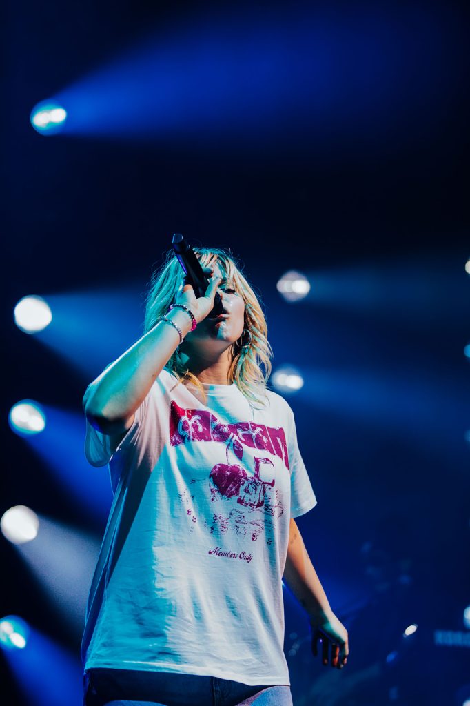 Renée Rapp creates rowdy tenderness at London's Roundhouse - Dork