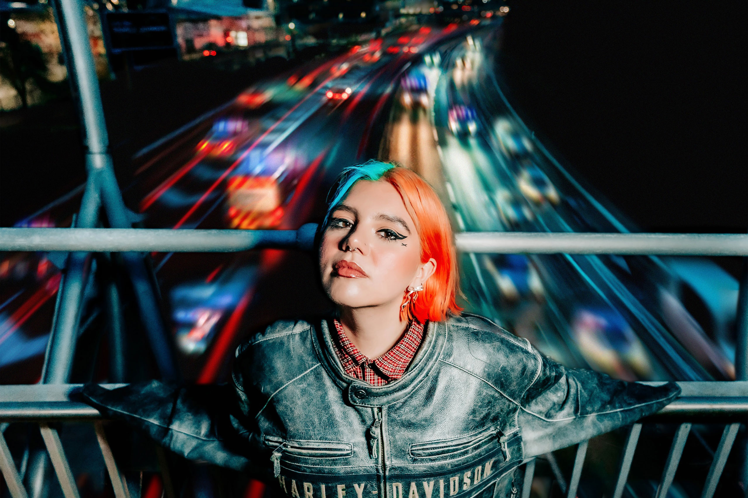 Issey Cross has returned with new UK garage single 'Sirens' - Dork