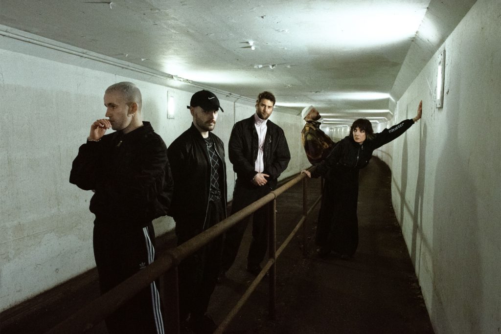 Lykke Li has unveiled her reverse-engineered album 'ƎYƎYƎ', and 40 ...