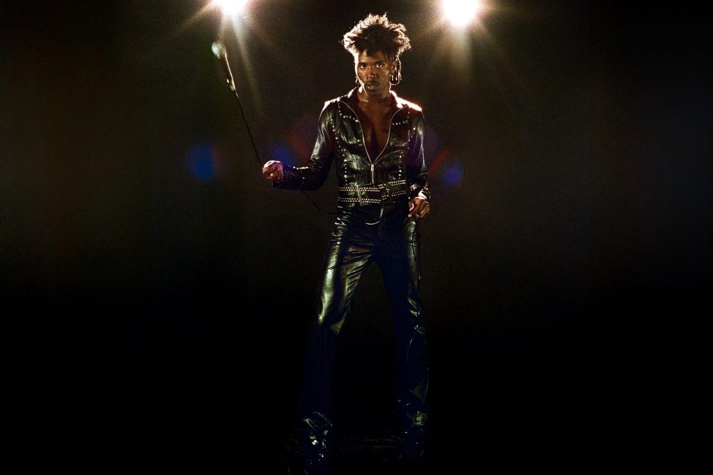 DE'WAYNE has announced his third album 'june' - Dork