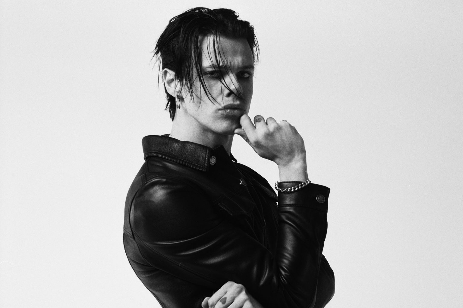 Yungblud has announced 'Idols', the first part of his new double album - Dork